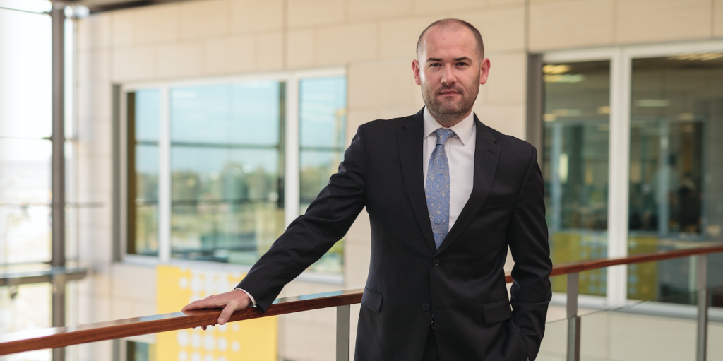 Qatar Airways hires Calum Laming to drive customer experience ...