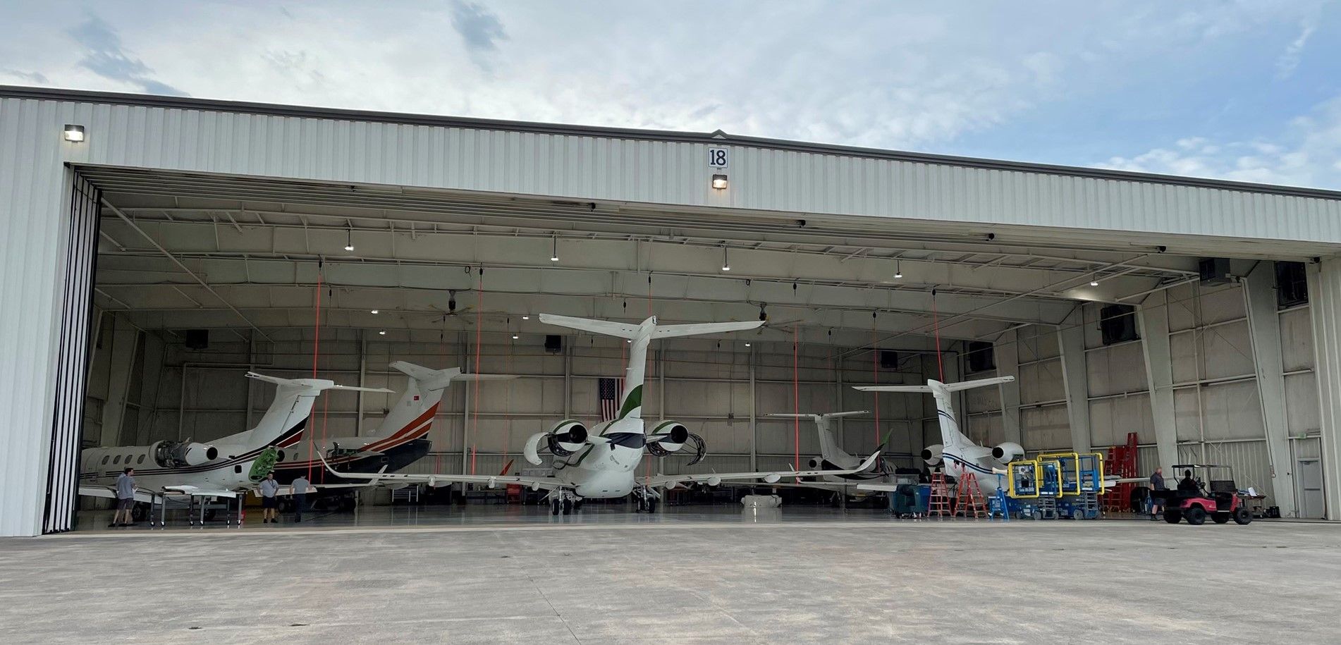 West Star reveals Challenger 604 project and facility upgrades ...